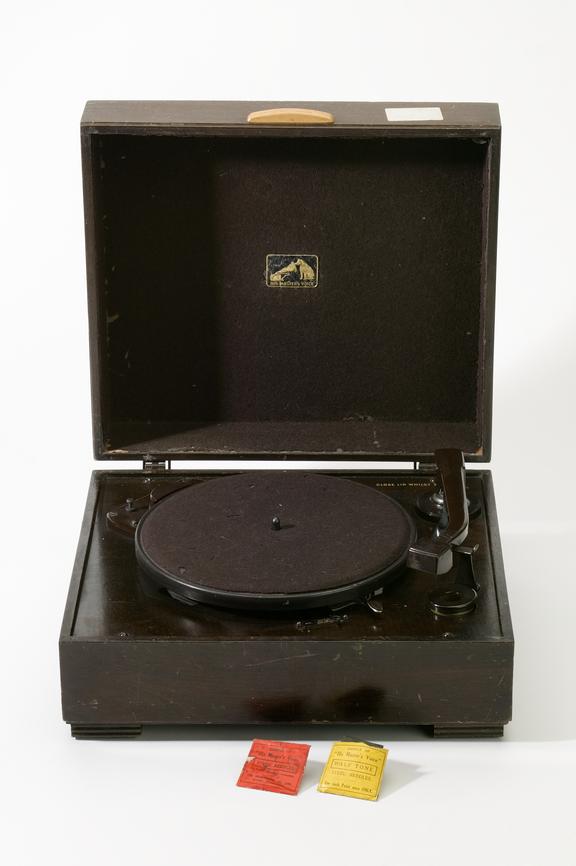 HMV portable record player | Science Museum Group Collection
