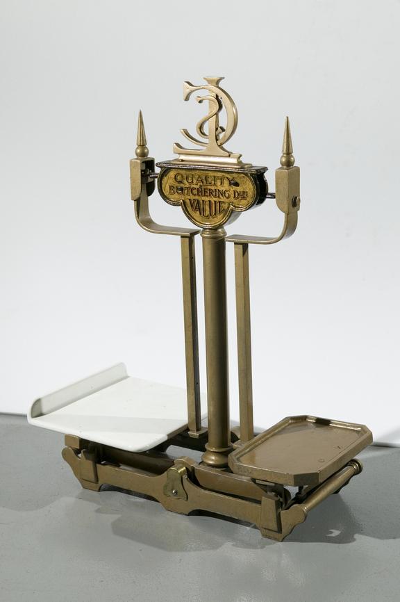 28lb Imperial Counter Scales | Science Museum Group Collection