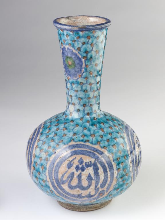 Earthenware flask | Science Museum Group Collection