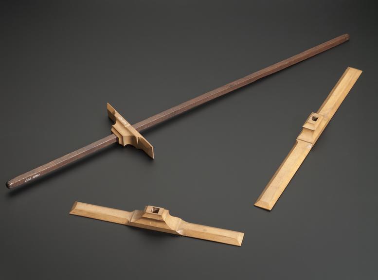 Wooden Cross-staff. | Science Museum Group Collection