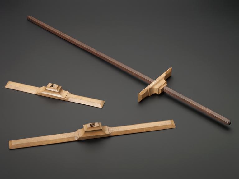 Wooden Cross-staff. | Science Museum Group Collection
