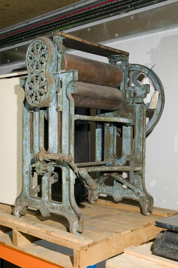Mangle | Science Museum Group Collection