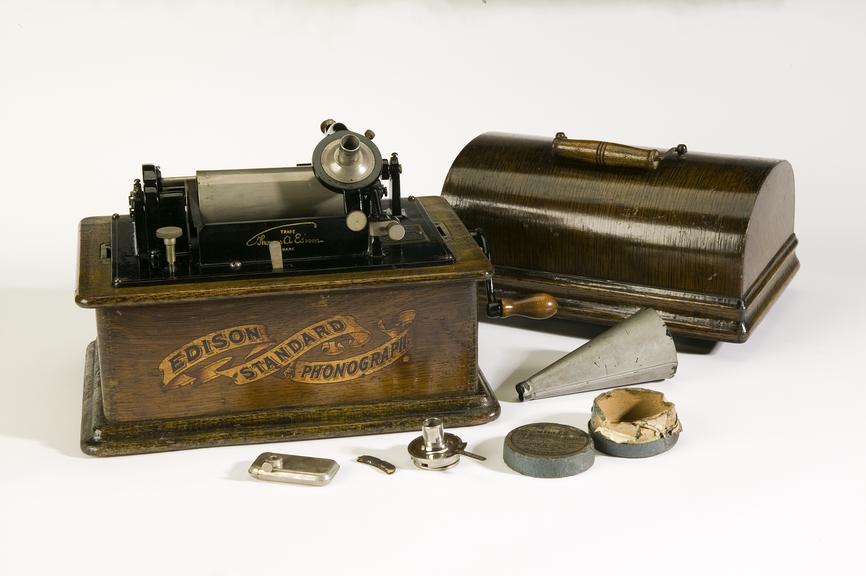 Edison Standard Phonograph | Science Museum Group Collection