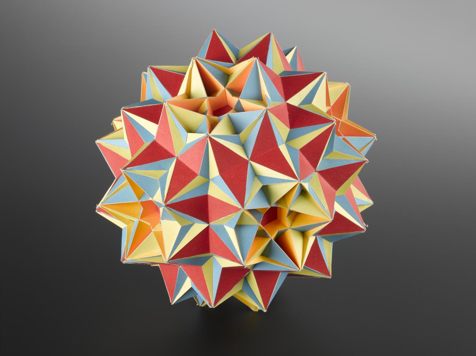 Polyhedra Model in card of the Great Disnub Dirhombi dodecahedron first ...