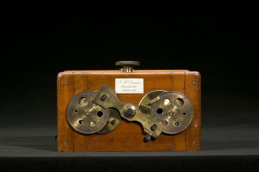 Binocular stereoscopic camera no. 12 | Science Museum Group Collection