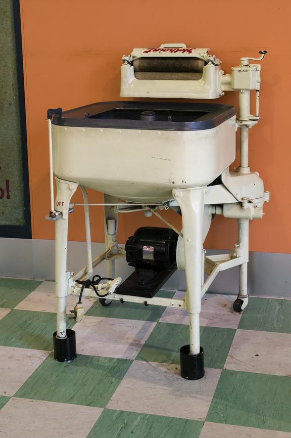 Hotpoint Washing Machine | Science Museum Group Collection