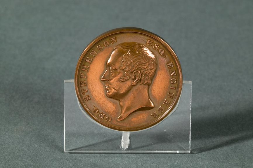Medal commemorating the 'Bridge at Newton' | Science Museum Group ...