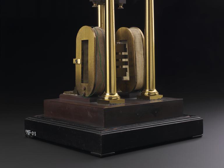 Electric clock of the Bain type | Science Museum Group Collection