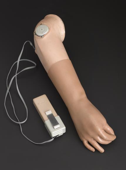 Swedish myo-electric hand attached to a plastic forearm | Science ...
