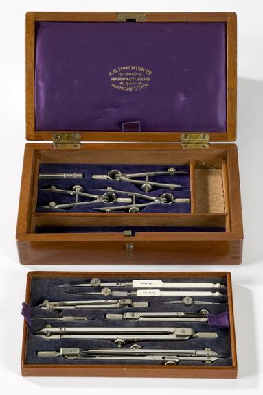 Drawing instrument set | Science Museum Group Collection