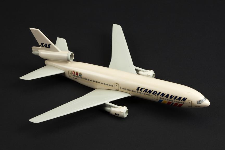 Fratelli Cesana scale model of McDonnell-Douglas DC-10 airliner ...