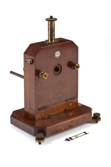 W. G. Pye string galvanometer | Science Museum Group Collection
