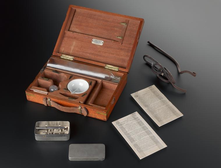 Salvarsan kit | Science Museum Group Collection