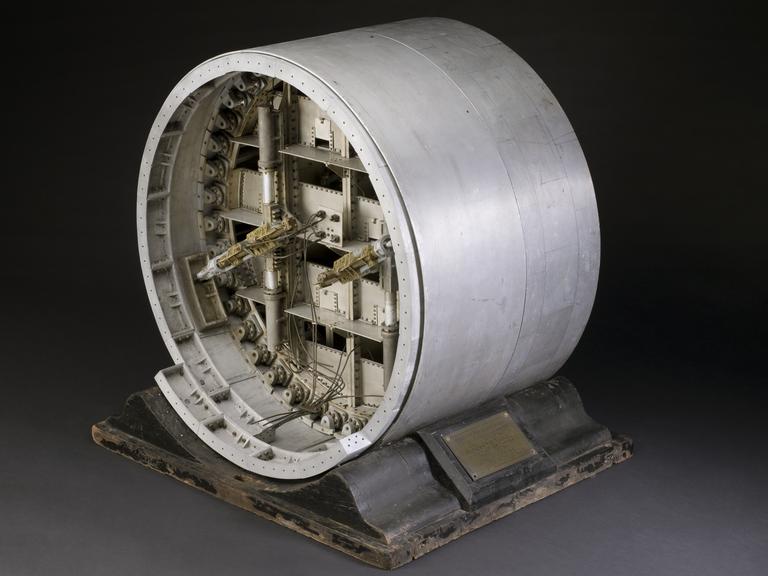 model of tunnelling shield | Science Museum Group Collection