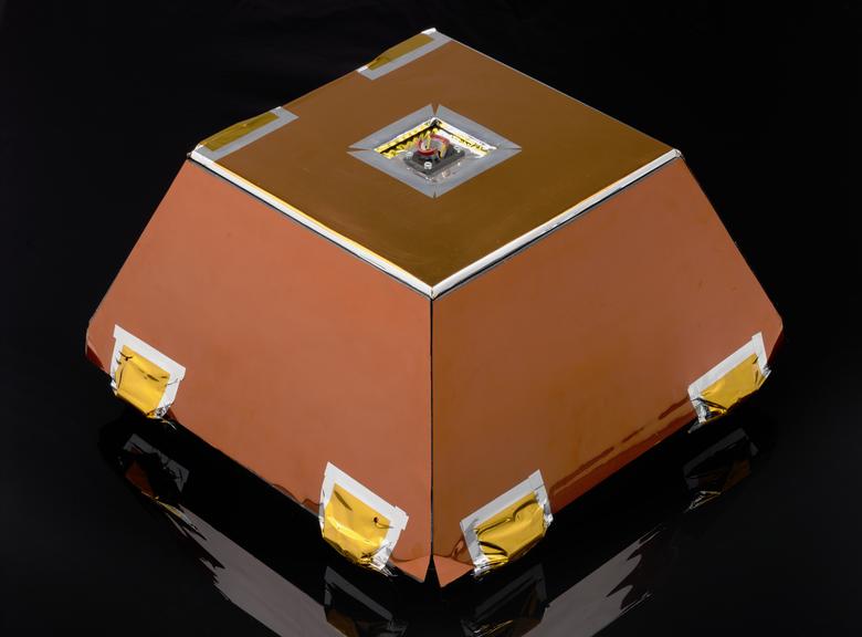 First industry (Matra Marconi Space) model of the Beagle 2 Mars lander ...