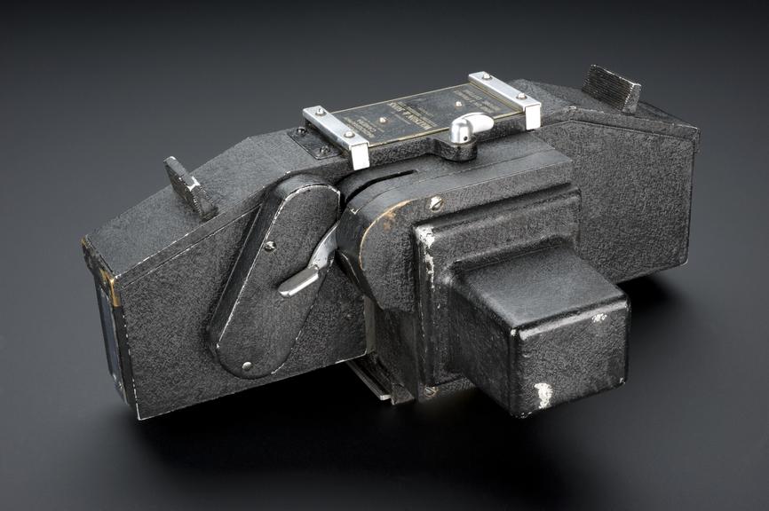 35mm Mass Radiography camera, London, England, 1943-1960 | Science ...
