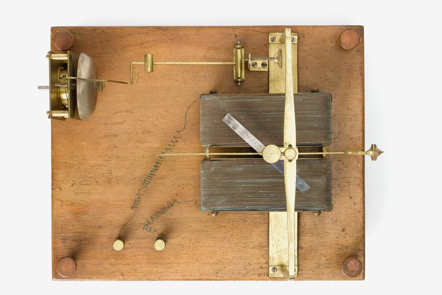 Copy of the Receiver and Alarm Call of Schilling's Electric Telegraph ...
