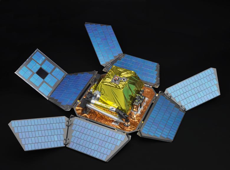 First industry (Matra Marconi Space) model of the Beagle 2 Mars lander ...