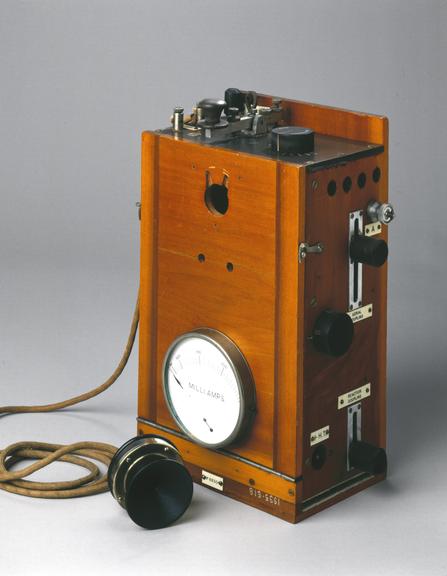 Aircraft radio telephony transmitter, complete with round valve and ...