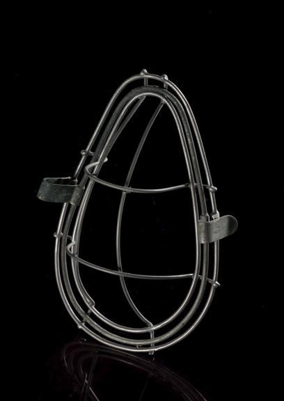 Bellamy Gardner's open ether mask | Science Museum Group Collection