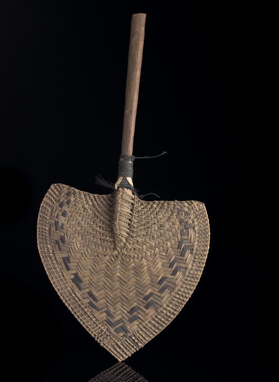 Woven grass fan, 1901-1933 | Science Museum Group Collection