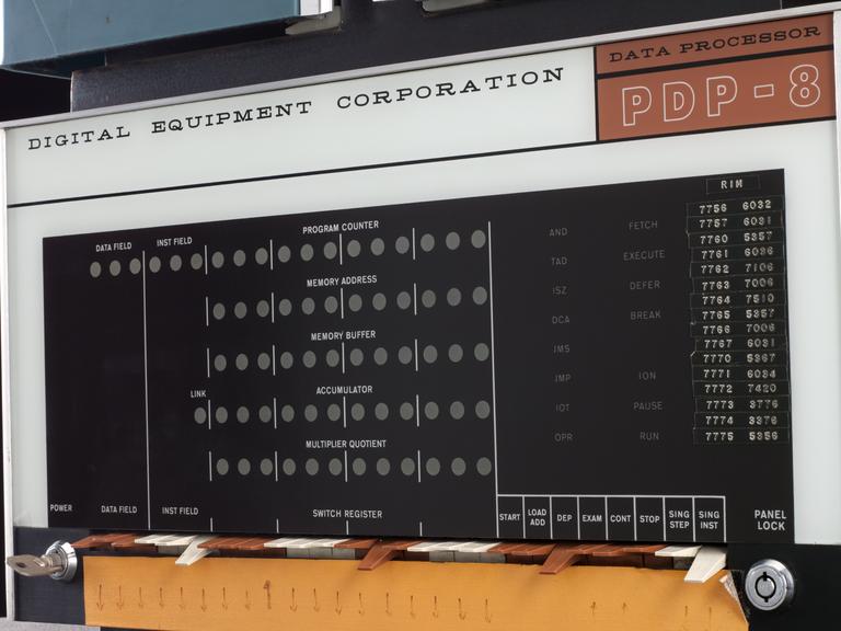 Model Dec Pdp 8 Minicomputer Science Museum Group Collection