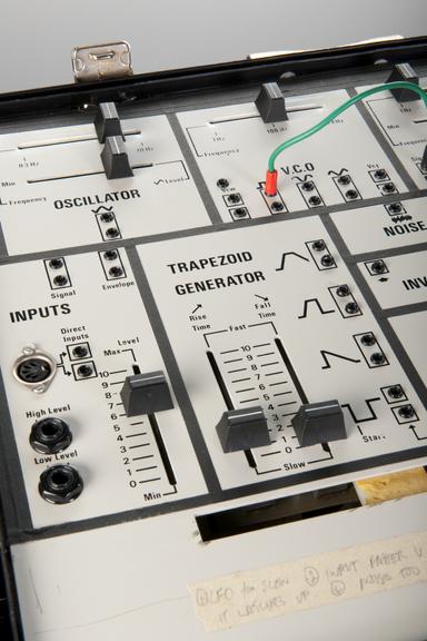 Prototype Synthi-E briefcase synthesizer. | Science Museum Group Collection