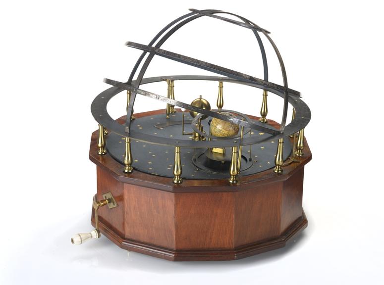 Orrery planetary model, with case | Science Museum Group Collection