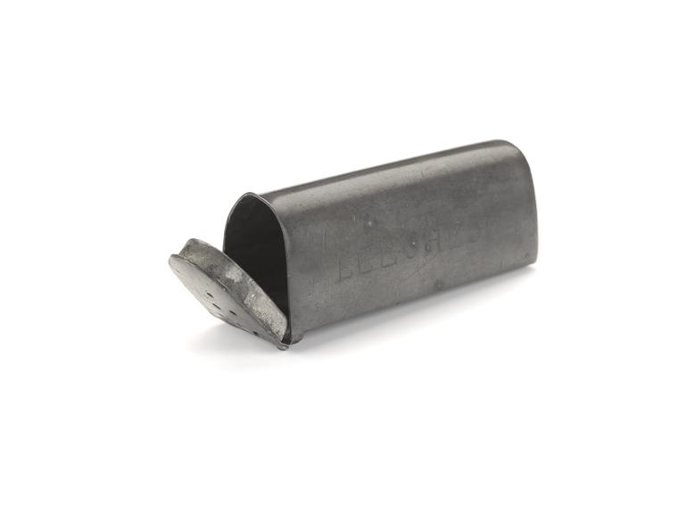 Pewter box for transporting leeches | Science Museum Group Collection