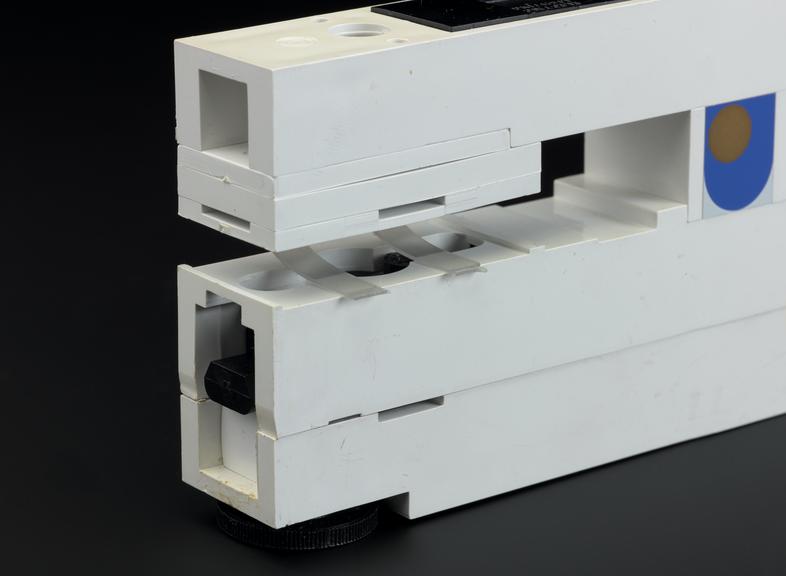 McArthur microscope (The model used by the Open University) | Science ...