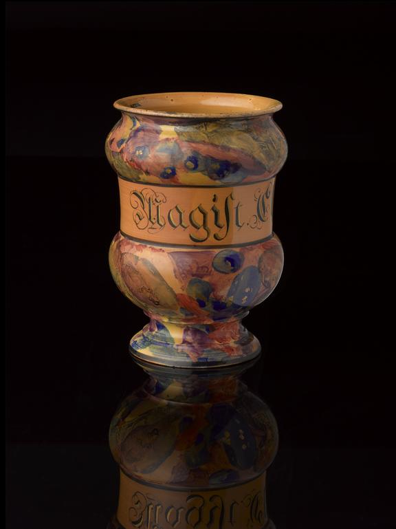 Italian albarello used for quinine | Science Museum Group Collection