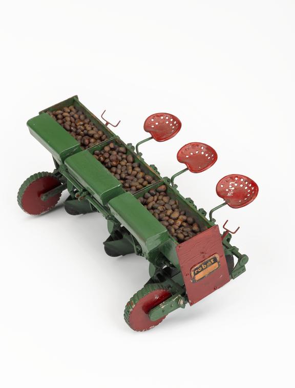 1:12 scale model of a potato planter | Science Museum Group Collection