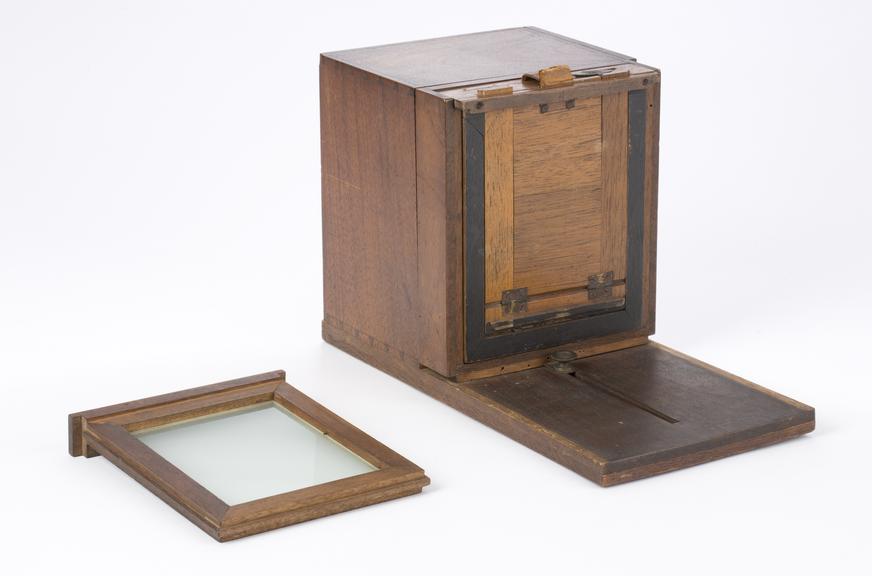Calotype Camera | Science Museum Group Collection