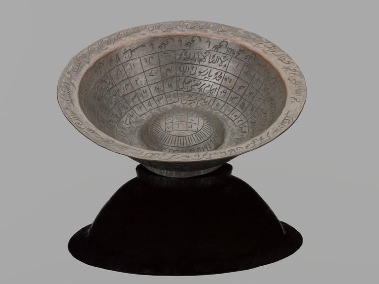 Divination bowl | Science Museum Group Collection