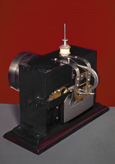 Judkin's lock-stitch sewing machine, 1851. | Science Museum Group ...