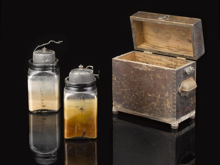 British Post Office wooden battery box | Science Museum Group Collection
