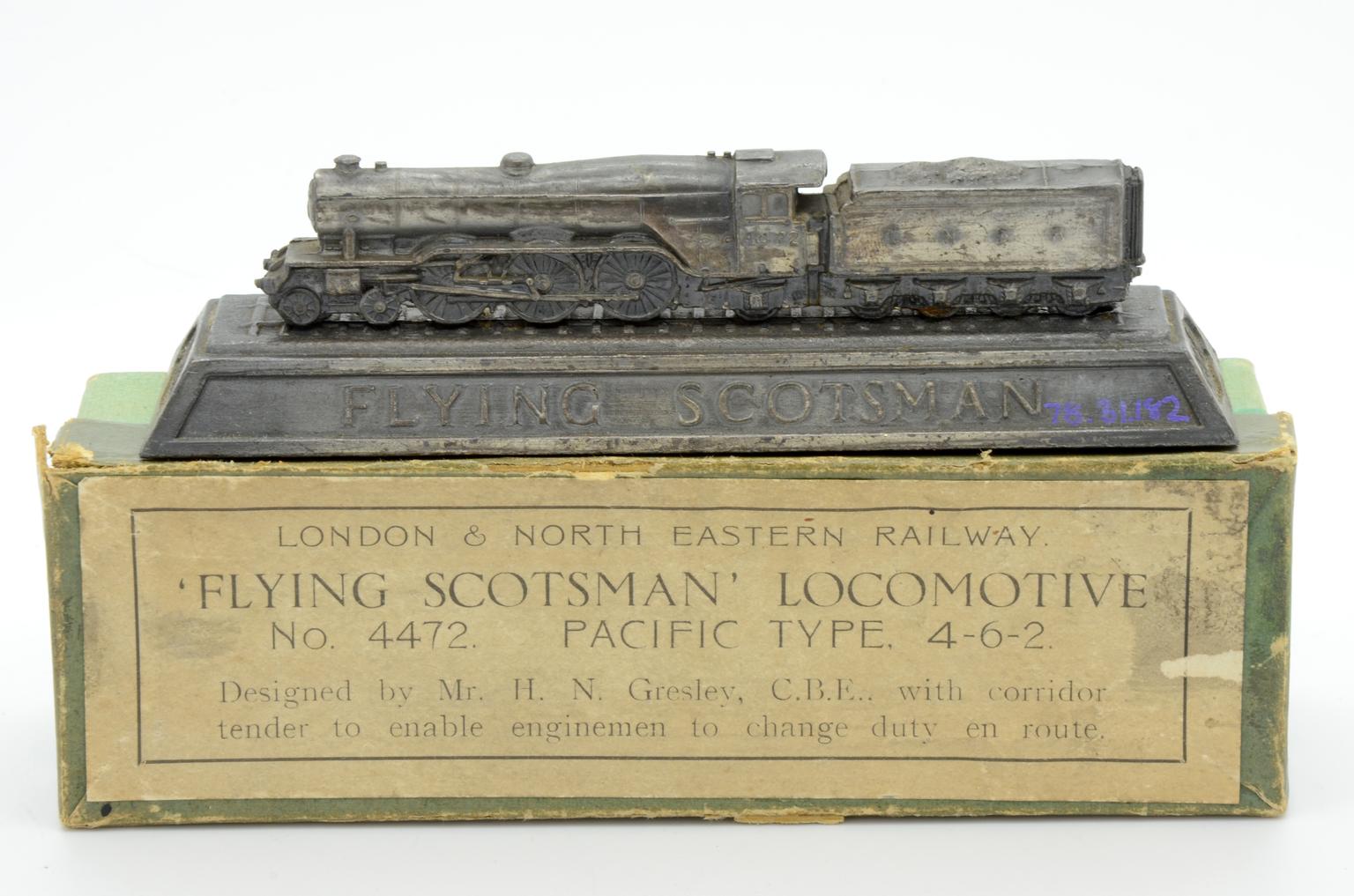 Flying Scotsman paperweight | Science Museum Group Collection