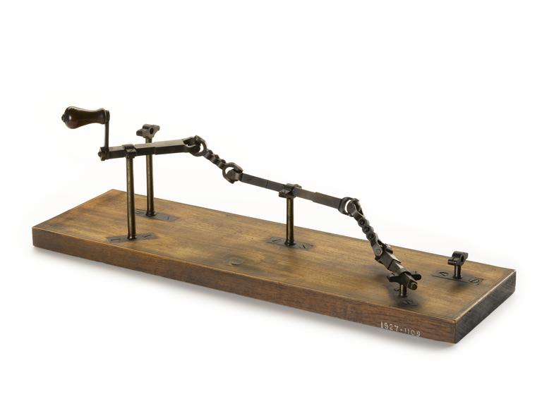 Model of Hooke's universal joint | Science Museum Group Collection