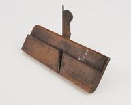 Moulding plane: plain shallow bead type | Science Museum Group Collection