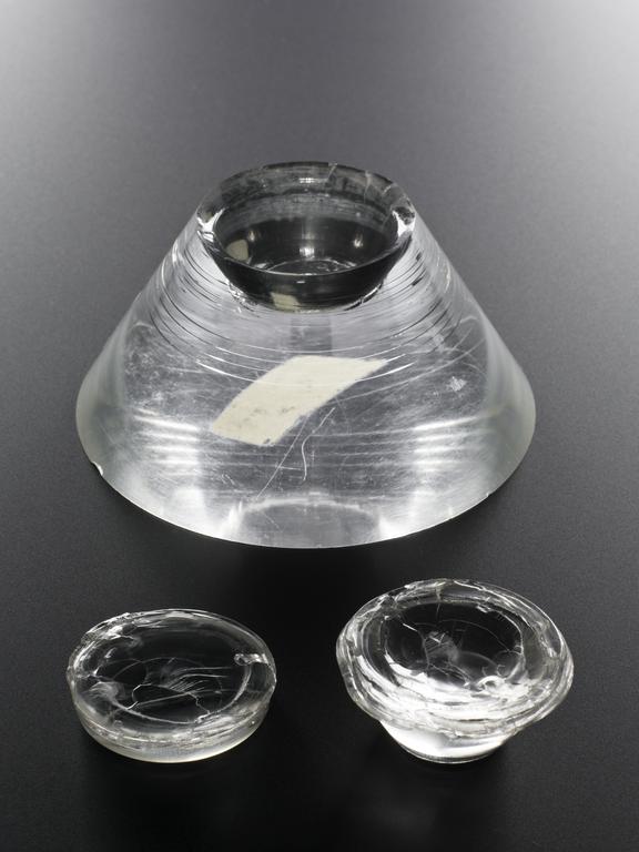 Sample perspex window used in researching high pressure windows ...