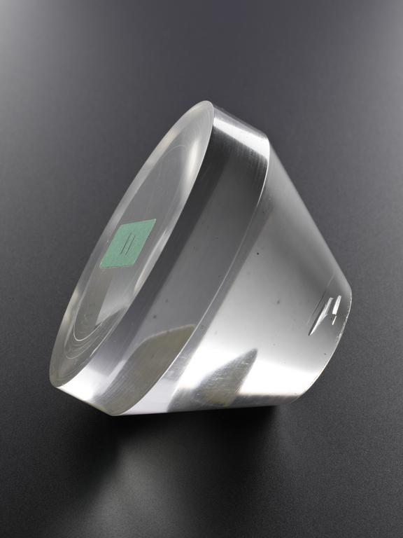 Sample perspex window used in researching high pressure windows ...