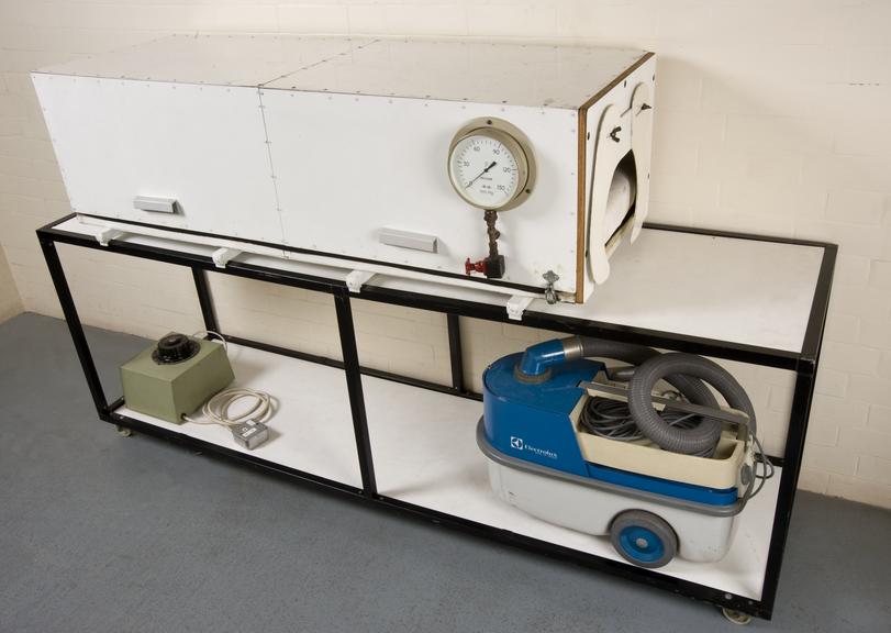 Lower-body negative pressure box, Europe, 1960-1970 | Science Museum ...