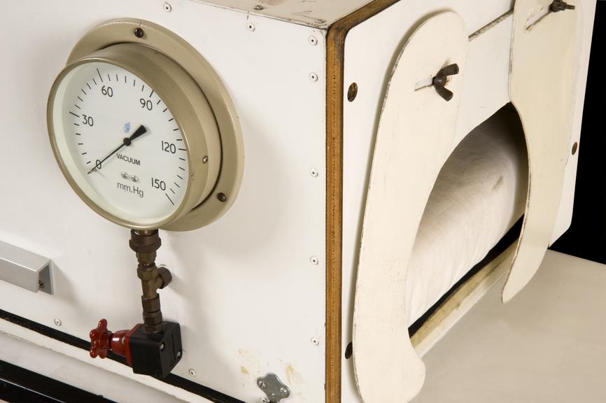 Lower-body negative pressure box, Europe, 1960-1970 | Science Museum ...