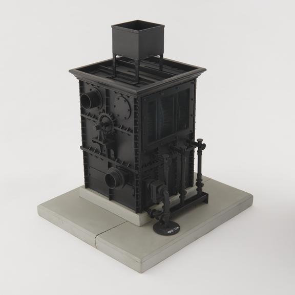 Model, of Murdoch's horizontal gas retort | Science Museum Group Collection