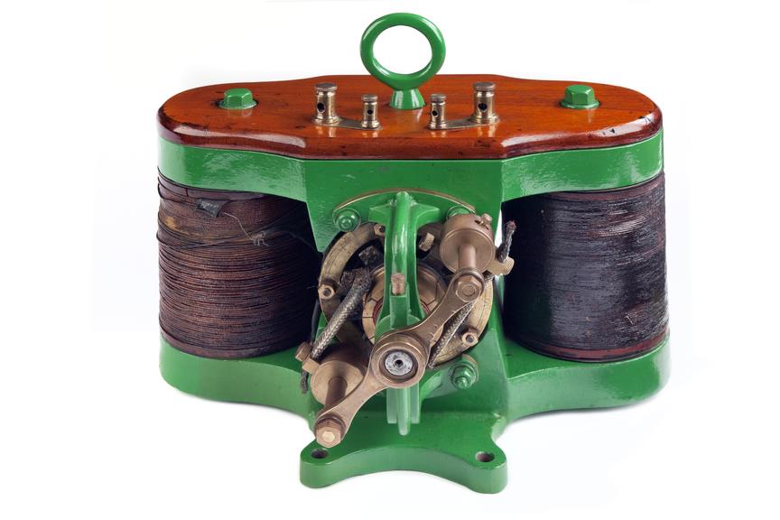 'Manchester' dynamo, around 1886. | Science Museum Group Collection