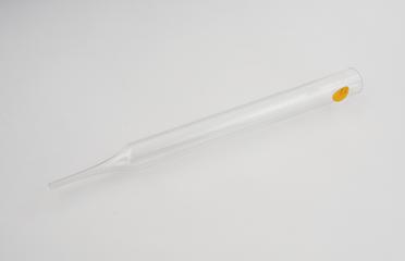 Pipette shaped glass tube | Science Museum Group Collection