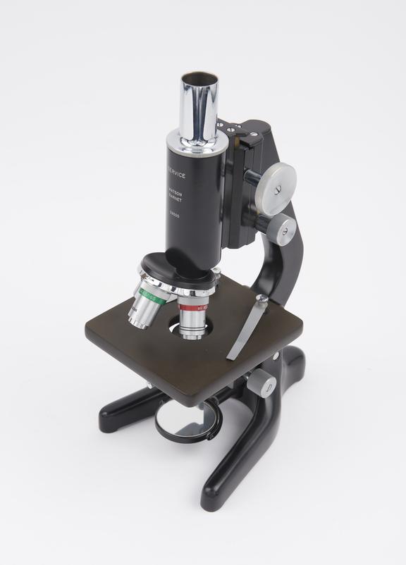 Student microscope outfit by Watson | Science Museum Group Collection