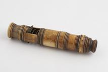 Ivory screw-barrel microscope with compound body | Science Museum Group ...