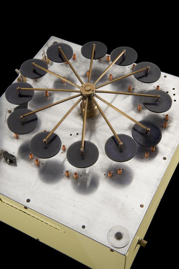 Davidson staining apparatus, London, England, 1951 | Science Museum ...