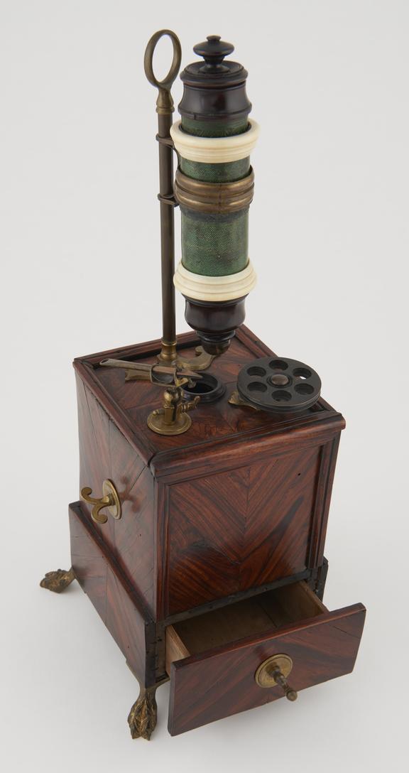 Box form of microscope | Science Museum Group Collection